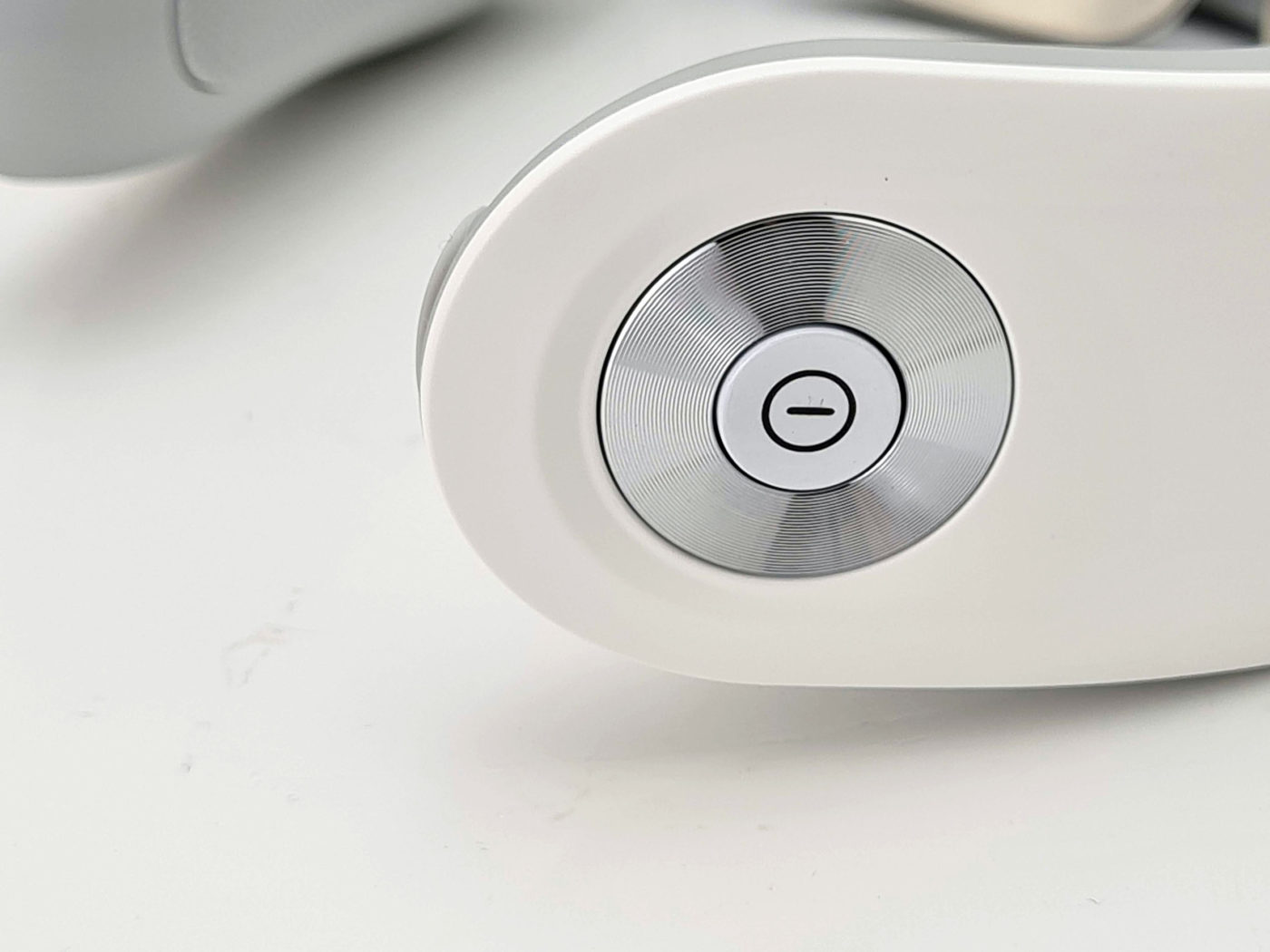 SKG SMART NECK MASSAGER: TEST / REVIEW