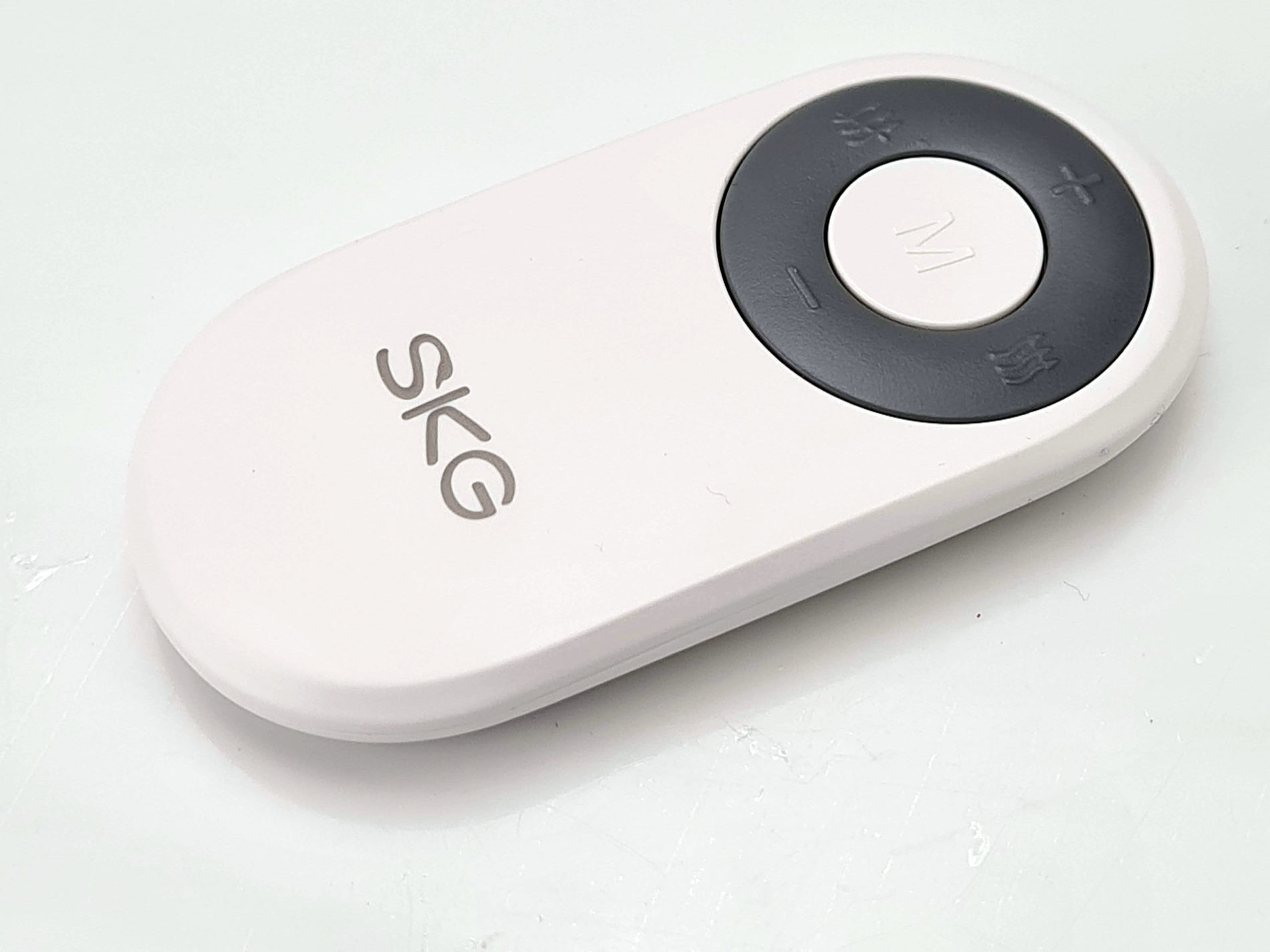 SKG SMART NECK MASSAGER: TEST / REVIEW