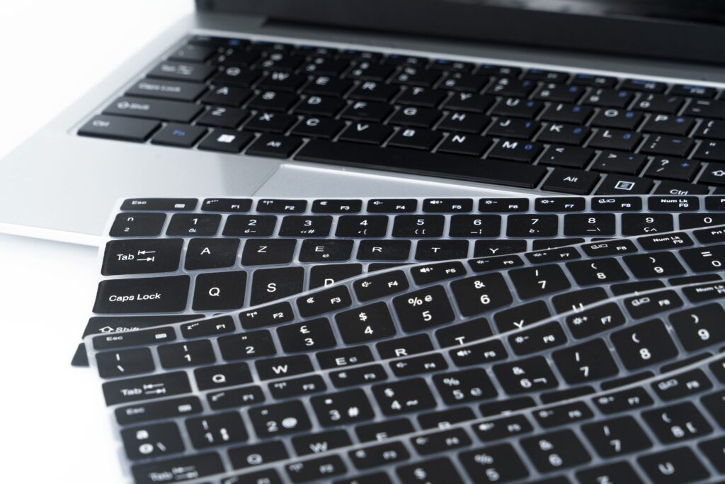 KUU Xbook 3 laptop : test / review ($199 only!)