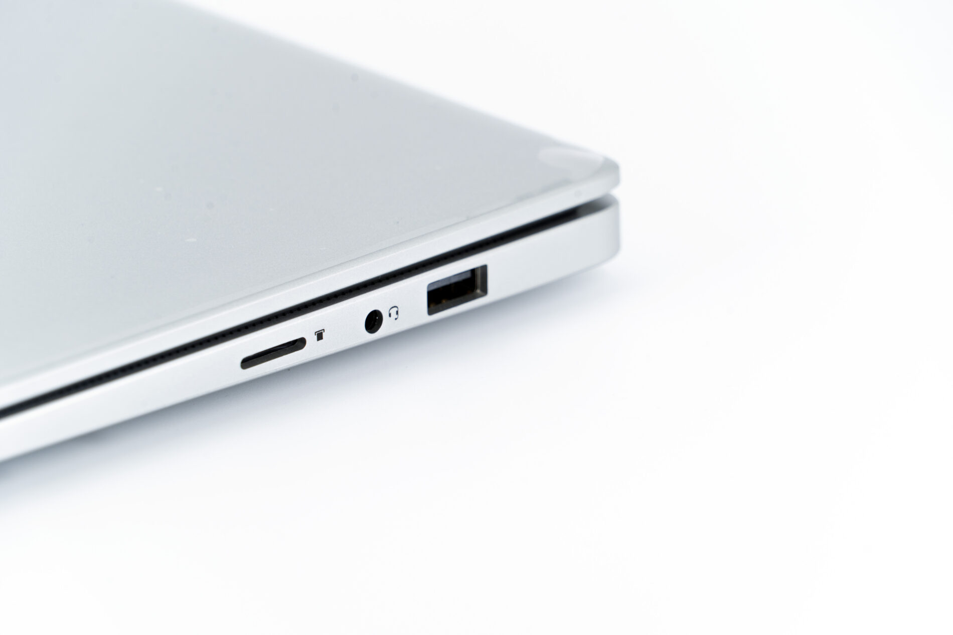 KUU Xbook 3 laptop : test / review ($199 only!)