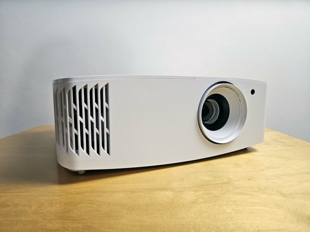 Optoma UHD38x 4k projector: test / review